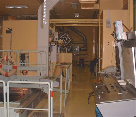 Instrumental Neutron Activation Analysis Iramis