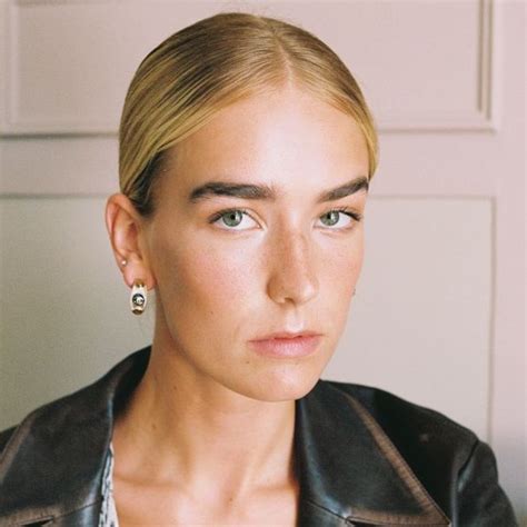 Grace Johnson A Glimpse Into Don Johnson Model Daughter Celeheights