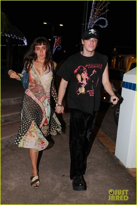 Yungblud Celebrates His Birthday With Girlfriend Jesse Jo Stark Cxxylx