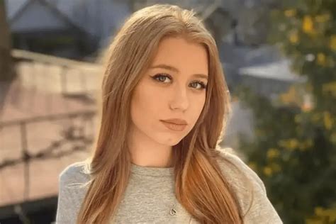 Biography Of Coco Bliss Age Height Career Net Worth Bistro Vista