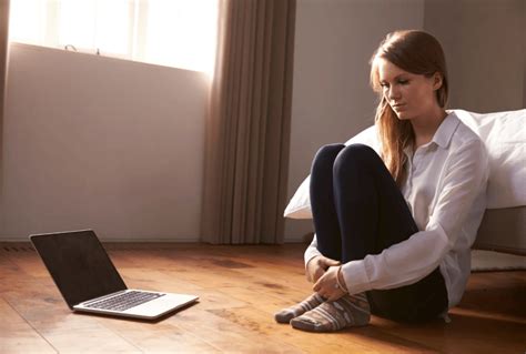 变态！珀斯商学院学生，用裸照威胁前女友打钱：不给就告诉你父母，你做 妓女”！purmah玛丽关系