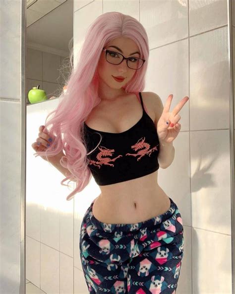 maria knows the secret of great cosplay 57 pics
