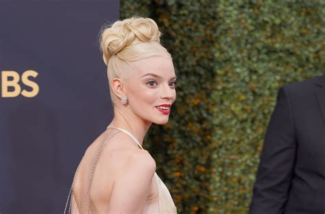 Anya Taylor Joy 73rd Primetime Emmy Awards 3 Satiny Org