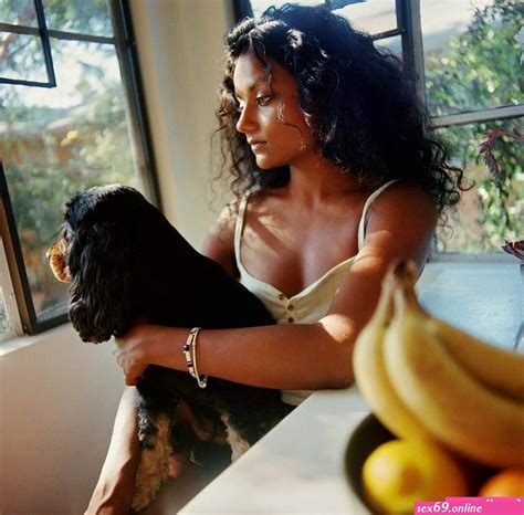 Simone Ashley Nude Sexy Photos