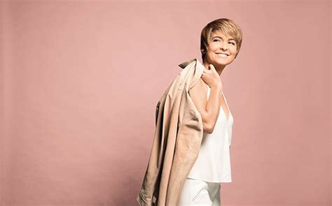 Cl Udia Abreu Quero Estar Livre Para Cada Vez Mais Ousar Quem Entrevista