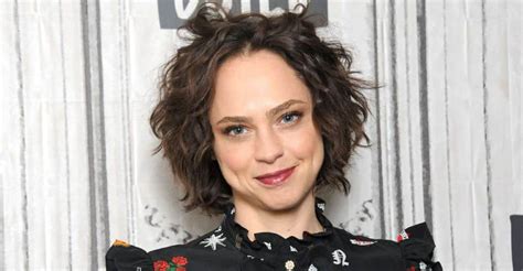 Fiona Dourif Body Measurements Height Weight Bra Size Shoe Size