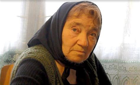 Gamzigrad Baba Roska Komunicira Sa Onim Svetom Rituali Baka Roske