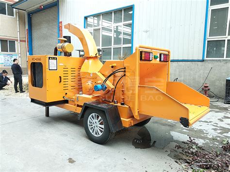 树枝粉碎机在园林垃圾处理中发挥着重要作用 河南碎得宝机械设备有限公司