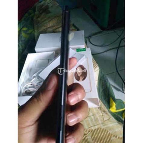 Hp Android Bekas Oppo F Ram Gb Murah Lengkap Normal Harga Nego Di Jogja Tribun Jualbeli