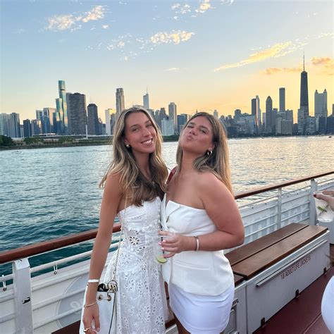 Danielle Boucher Danielle Boucher • Instagram Photos And Videos