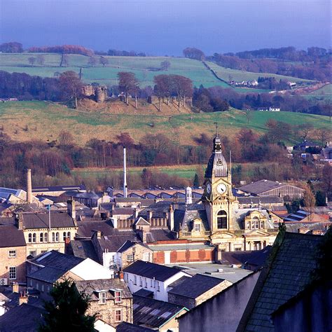 Kendal A Green And Beautiful Town Discover Britains Towns