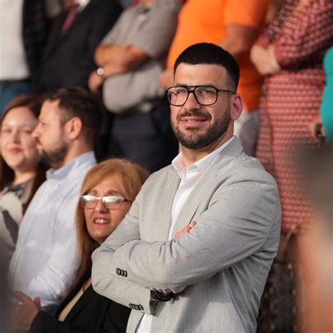 Stefano Sicari On Linkedin Every Morning You Have Two Choices Continue To Sleep With Your