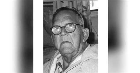 Robert Reis Obituary Visitation And Funeral Information