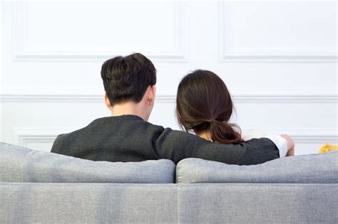 바람난 전 여친과 내 절친이 결혼을…남성의 반전 선택은 파이낸셜뉴스