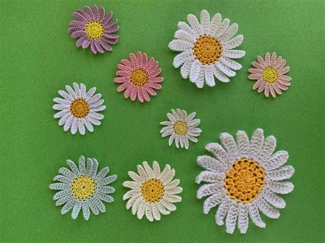 Crochet Daisy Pattern • Kerris Crochet