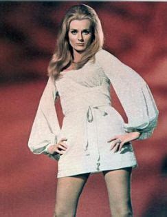 Elvis Women Celeste Yarnall