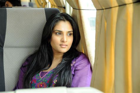 LATEST NEWS Ramya Hot Wallpapers