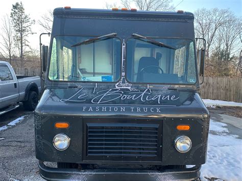 1999 Freightliner Mt45