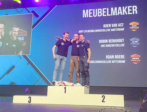 Robin Berkhout Wint Zilver Tijdens Nederlands Kampioenschap Meubelmaken De Andijker
