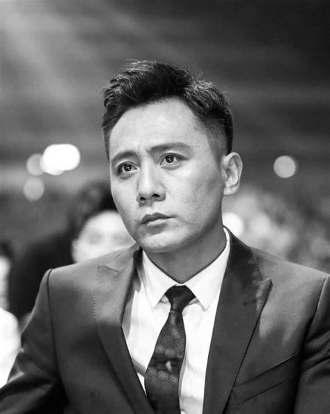 47岁的刘烨晒出的照片瘦得特别厉害，却给内娱众多明星提了个醒腾讯新闻