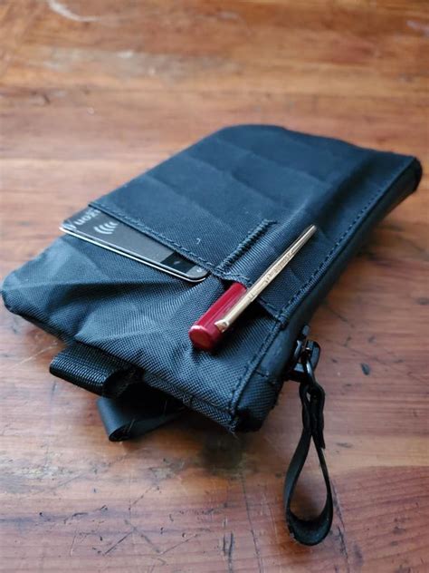 Zip Cardholder