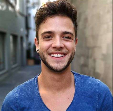 Pin De Ayellow Xx En Luca Hänni