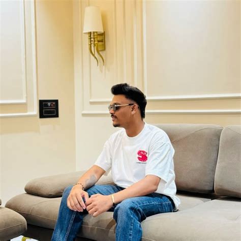 𝐍𝐚𝐤𝐮𝐥 𝐏𝐚𝐭𝐞𝐥 🪬 Nakul 17 On Threads