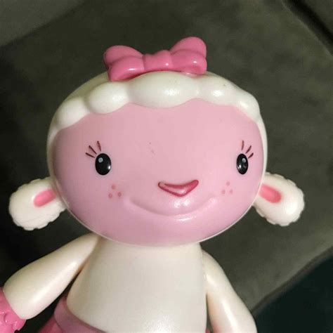 Doc Mcstuffins Lambie Kostuum Disney Doc Mcstuffins Lambie Lamb Doctor