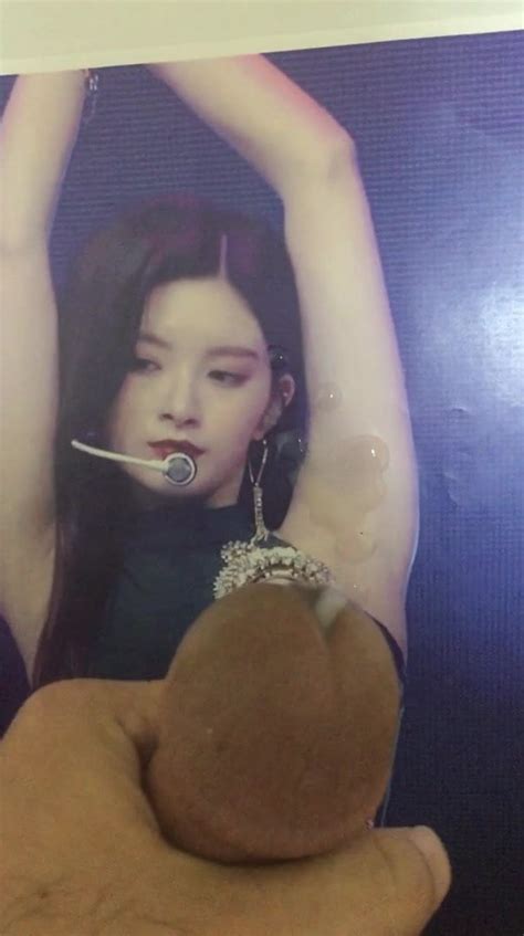 Everglow Wang Yiren Cum On Her Armpits Twice Dry And Xhamster