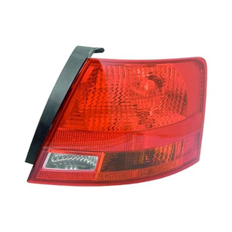 Ulo® 1014004 Passenger Side Outer Replacement Tail Light