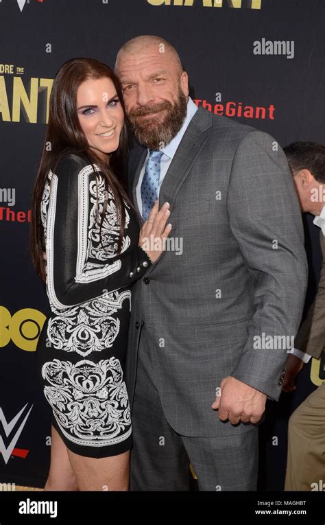Paul Levesque Y Stephanie Mcmahon