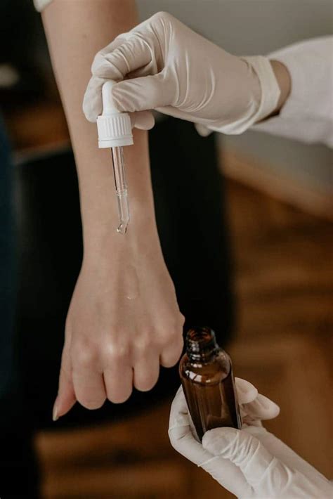 Moisturizer Vs Serum Difference And Comparison