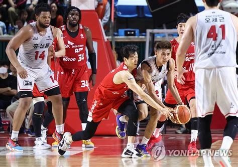 Sk 프로농구 챔프 5차전서 신승2시즌 연속 우승까지 1승 연합뉴스