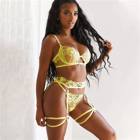 Sexy Two Piece To Spice Up Toxxxic Wear That Matters