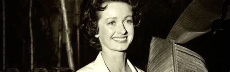 Noel Neill Pinup