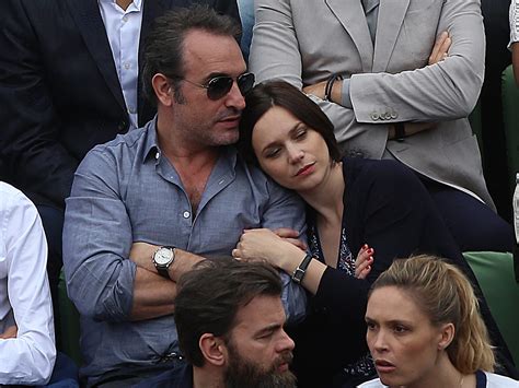 Roland Garros 2016 Nathalie Péchalat Et Jean Dujardin Bisous Et Câlins Pendant La Finale