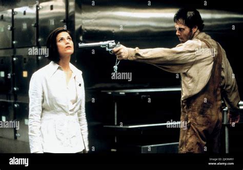 Linda Fiorentino And Vincent Donofrio Film Men In Black Usa 1997
