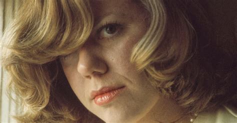 Erica Jongs ‘fear Of Flying Is 50 What Happened To Its Dream Of