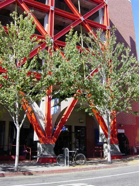 El Primer Edificio Con Cimientos Antisismicos