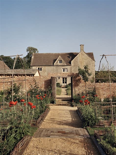 My Space Landscape Designer Miranda Brooks Est Living