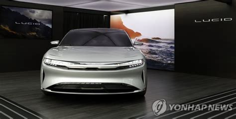 美 전기차 루시드 사우디 공장 가동 시작연간 5천대 생산