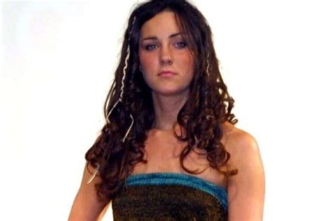 הרגע בו הנסיך וויליאם הבין שהוא מאוהב הכתר משחזר ישראל היום