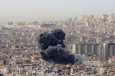 Израелската армија со наредба за евакуација на јужните предградија на Бејрут и покрај примирјето