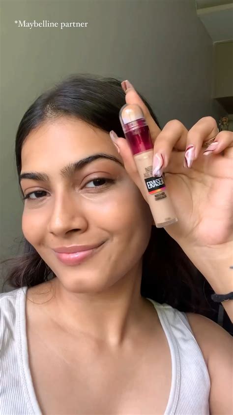 Instant Age Rewind Eraser Multi Use Concealer Butterscotch Concealer