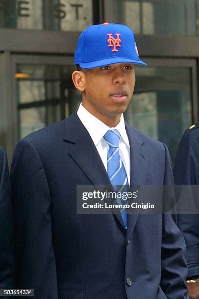 Jamal Barrow Photos Et Images De Collection Getty Images