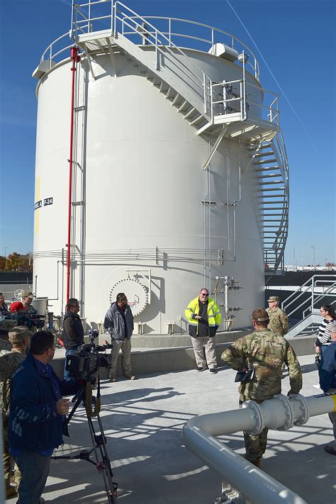 Usace Team Helps Keep Americas Jet Fighters Ready To Roll Sacramento
