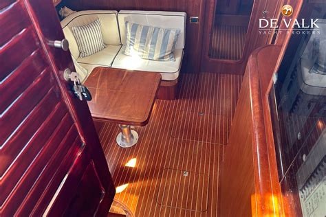 Apreamare 12 Cabinato Motor Yacht For Sale De Valk Yacht Brokers