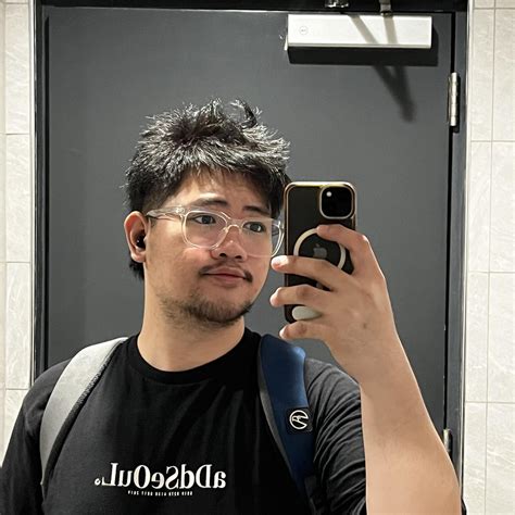 Philippine Star Interstellar Object Is Cookie Shaped Planet Shard Our Solar Systems First