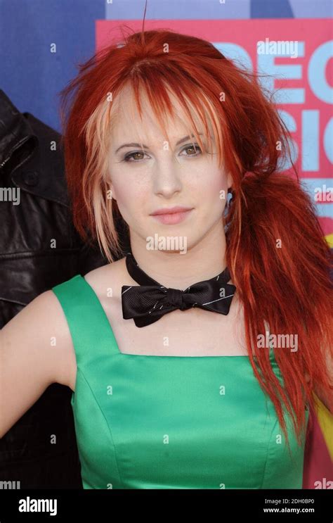 Paramore Arrives For The 2008 Mtv Video Music Awards At Paramount