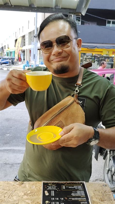 Pelanggan Yang Sentiasa Support Sepanjang 2 Tahun Pembukaaan Kedai Kopi
